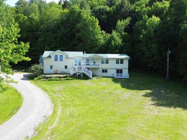 Weaver Rd, Huntington, Home For Sale