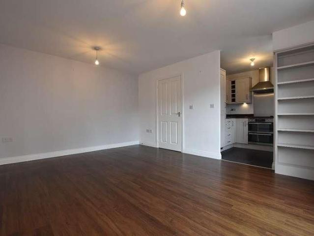 Weavers Close, Dunmow, CM6