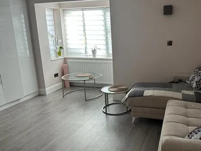 Weavers Close, London, TW7 6EH, United Kingdom | Studio apartment for rent #140226327 | Rentberry