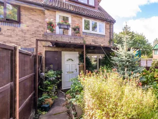 Weavers Close, London, TW7 6EH, United Kingdom | 1 bed house for rent #167883806 | Rentberry