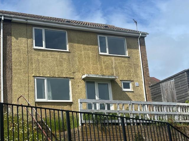 Weavers Way, Dover CT16, 3 bed terraced house to rent, £1,100 pcm | PrimeLocation