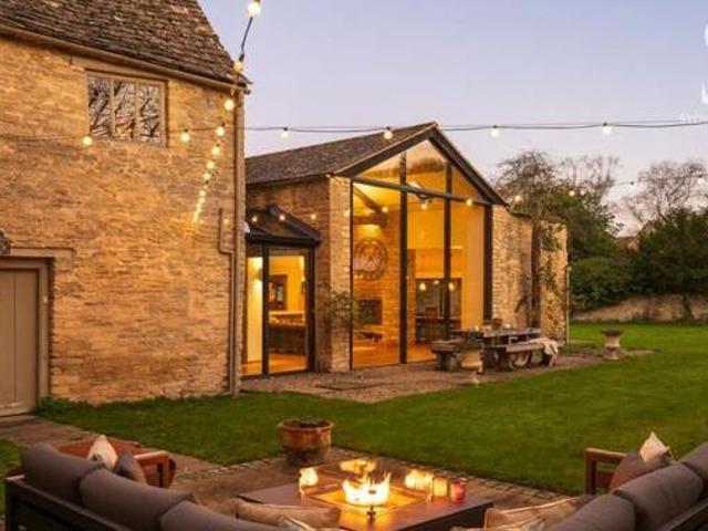 Weald, Bampton, 5 Bedroom Link