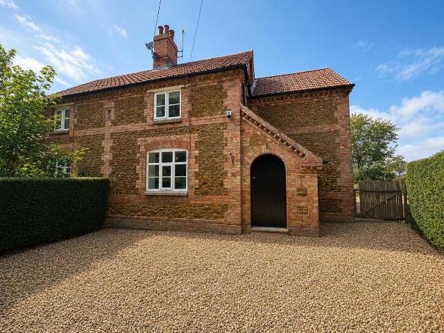 Weasenham, King's Lynn PE32, 3 bed property to rent, £1,450 pcm | PrimeLocation