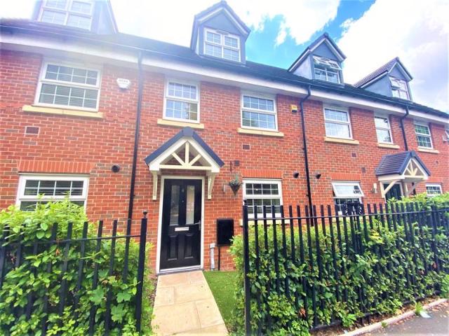 Weaste Lane, Salford M6, 3 bed terraced house to rent, £1,475 pcm | PrimeLocation
