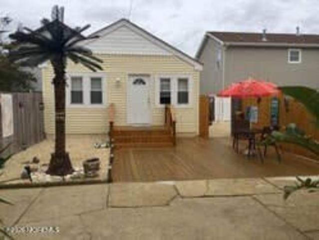 Webster Ave Unit B, Seaside Heights, Condo For Sale