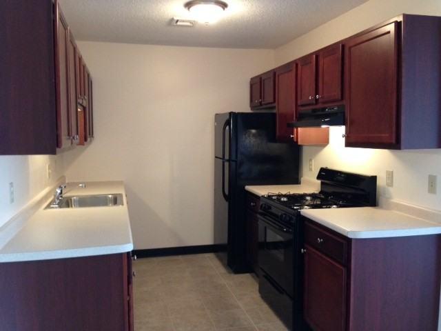 Webster Commons 2 Bedroom Apartment for Rent at 190 Ledge St, Nashua, NH 03060 Mine Falls Park