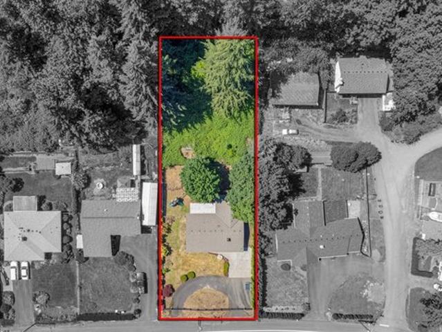 Webster Rd, Gladstone, OR 97027