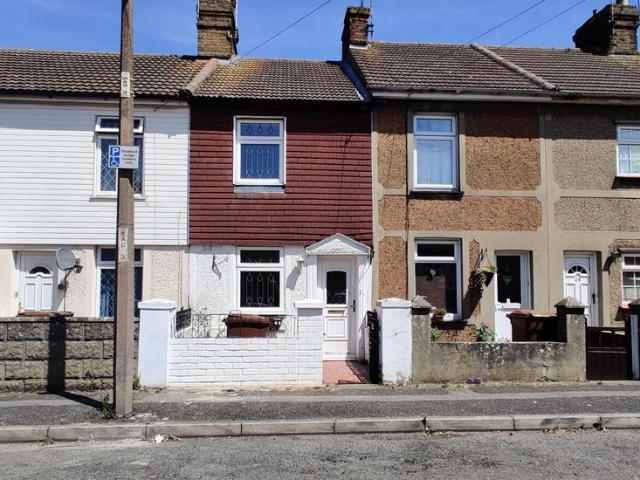 Webster Road, Gillingham ME8, 2 bed property to rent, £1,200 pcm | PrimeLocation