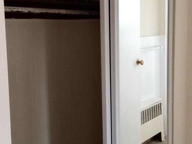 Webster Towers 1 Bedroom Apartment for Rent at 240 Melwood Ave, Pittsburgh, PA 15213 North Oakland