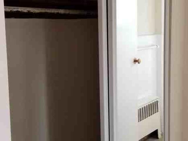 Webster Towers 1 Bedroom Apartment for Rent at 240 Melwood Ave, Pittsburgh, PA 15213 North Oakland