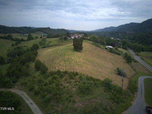 Webster Valley Rd, Rogersville, TN 37857