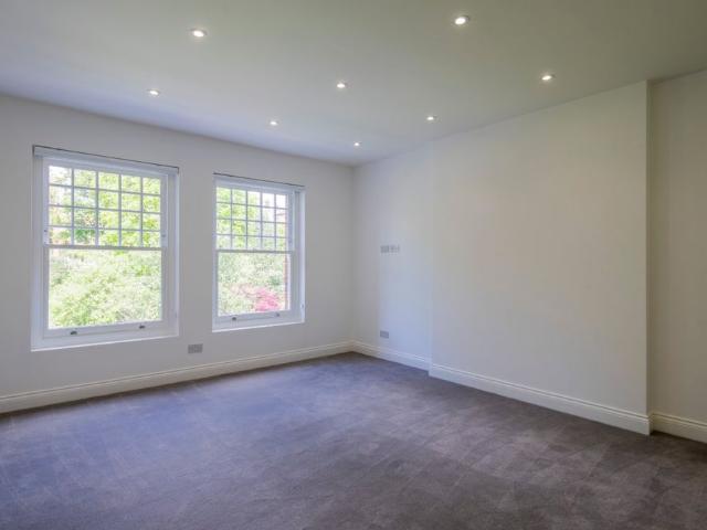 Wedderburn Road, Hampstead,, NW3 5QG