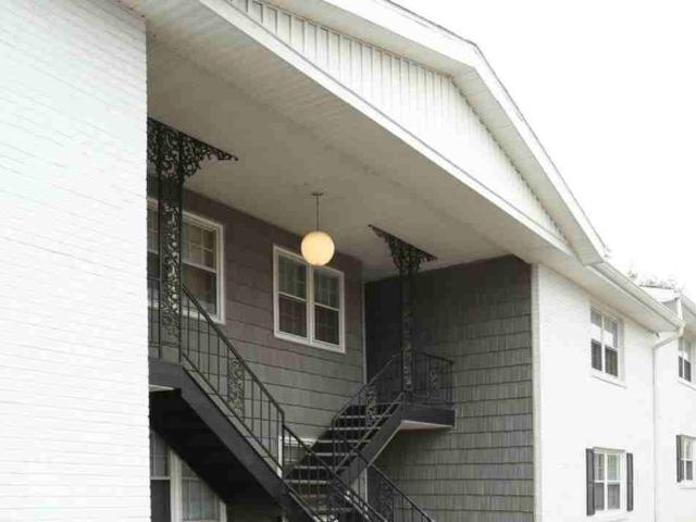 Wedgewood 2 Bedroom Apartment for Rent at 1127 Lincoln Ave, Evansville, IN 47714 Bellemeade Bayard Park