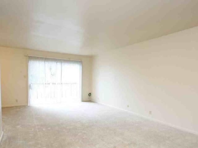 Wedgewood 2 Bedroom Apartment for Rent at 1127 Lincoln Ave, Evansville, IN 47714 Bellemeade Bayard Park