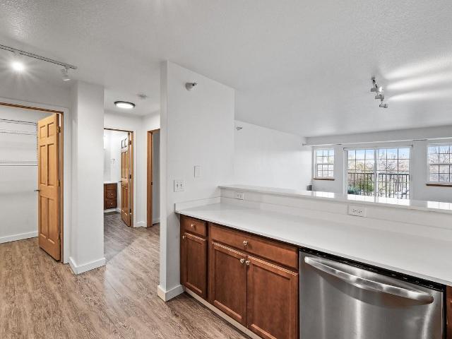 Wedgewood Apartments 1 Bedroom Apartment for Rent at 500 W Franklin Ave, Minneapolis, MN 55405 Stevens Square
