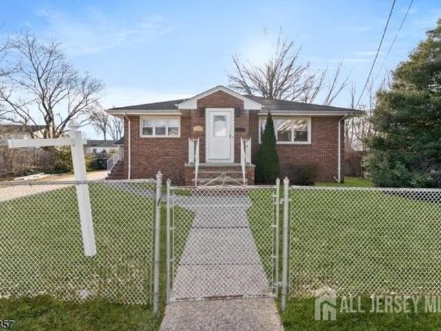 Wedgewood Ave, Woodbridge Proper, Home For Sale