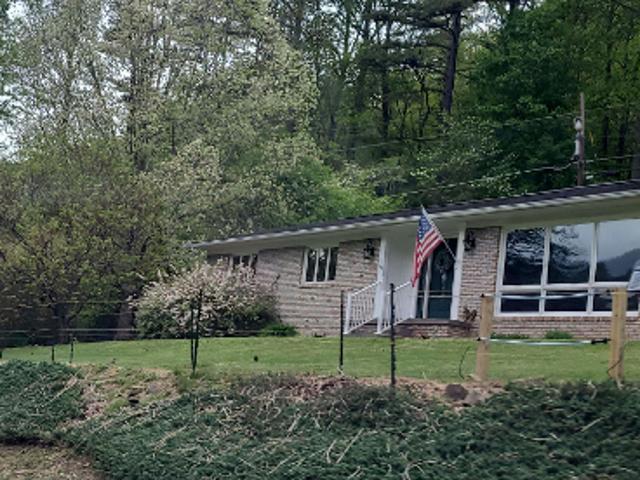 Wedgewood Dr