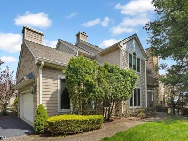 Wedgewood Dr, Montville Township, Home For Sale