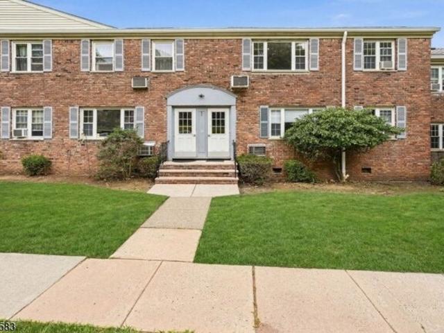 Wedgewood Dr, Verona, Condo For Sale