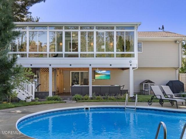 Wedgewood Rd, Spring Lake, Home For Sale