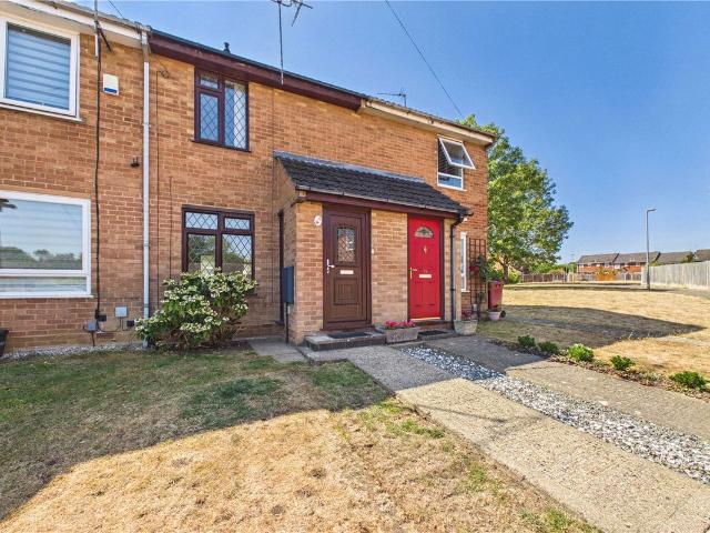 Wedgewood Way, Tilehurst, Reading, Berkshire RG30, 2 bed terraced house to rent, £1,700 pcm | PrimeLocation
