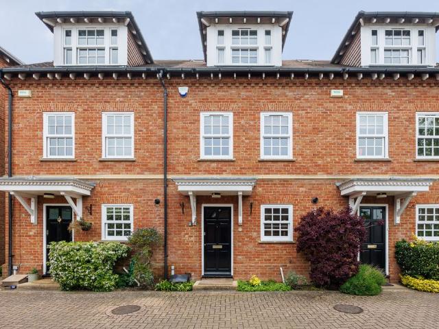 Wedgwood Place, Cobham KT11, 3 bed terraced house to rent, £3,350 pcm | PrimeLocation