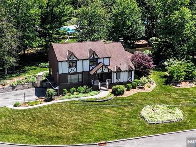 Weeden Dr, West Milford, Home For Sale