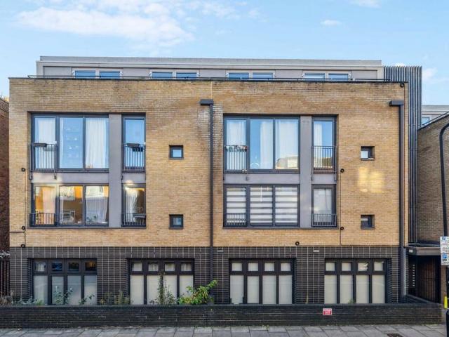 Weedington Road, London NW5 1 bed flat to rent £1,850 pcm £427 pw