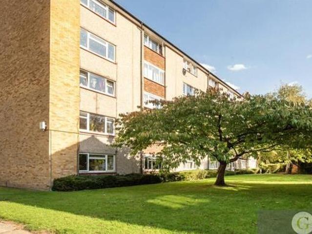 Weeks House, Hardwicke Road, Studio Apartment For