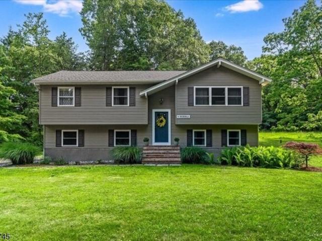 Wehrli Rd, Washington Township, Home For Sale