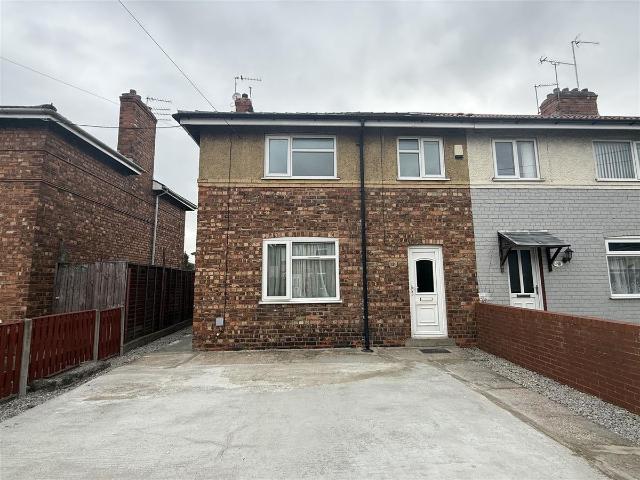 Weighton Grove, Hull HU6, 3 bed end terrace house to rent, £725 pcm | PrimeLocation