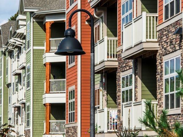 Weirbridge Village 3 Bedroom Apartment for Rent at 1 Legacy Oaks Pl, Asheville, NC 28803 Crowfields Condominiums