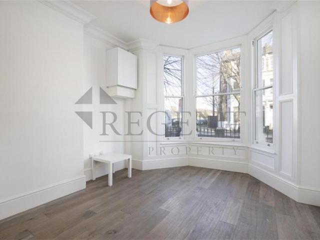 Weltje Road, Hammersmith, W6 2 bed apartment to rent £3,000 pcm £692 pw