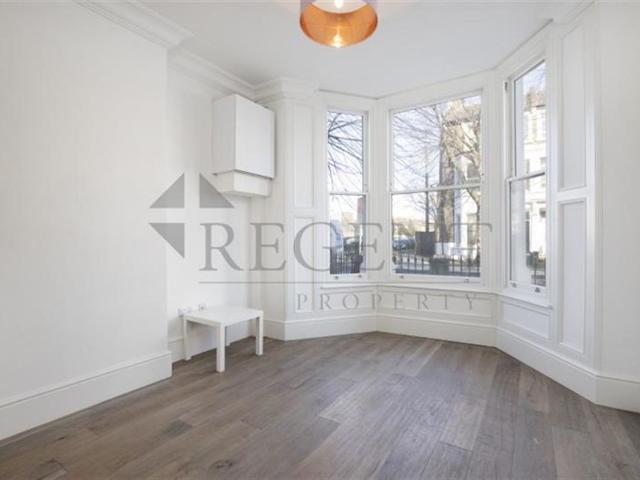 Weltje Road, Hammersmith W6, 2 bed flat to rent, £3,000 pcm | PrimeLocation