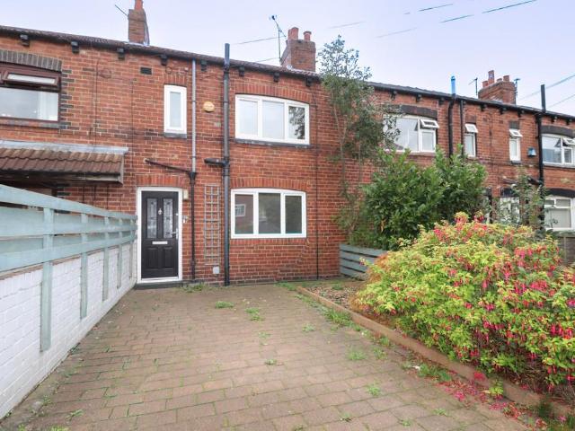 Welbeck Road, Leeds, West Yorkshire, LS9 3 bed house to rent £1,125 pcm £260 pw