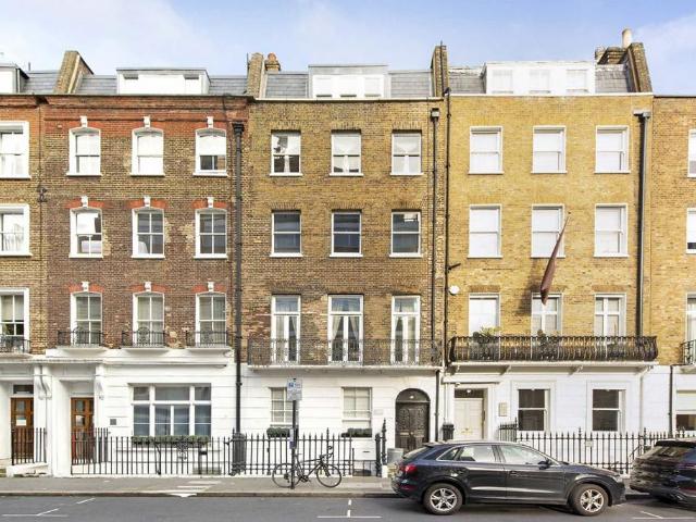 Welbeck Street, London W1G 1 bed flat to rent £3,250 pcm £750 pw