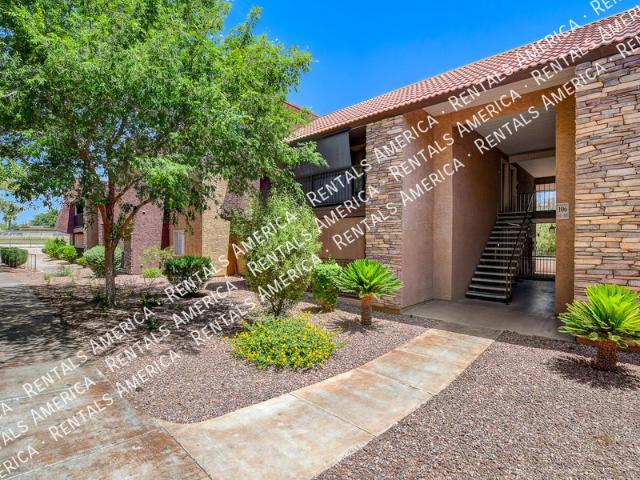 WELCOME HOME! Cozy 1 Bed, 1 Bath Condo in GUARD GATED SW Community!