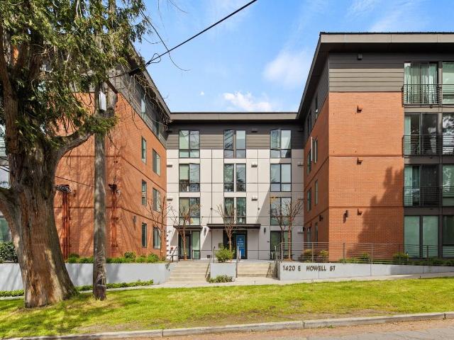 Welcome Home at Santo on Howell— Live Where Life Happens Studio Apartment for Rent at 1420 E Howell St, Seattle, WA 98122 Broadway
