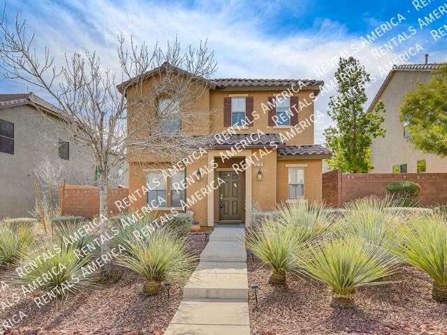 WELCOME HOME! GORGEOUS 3 BEDROOM HOME WITH LOFT IN PROVIDENCE!