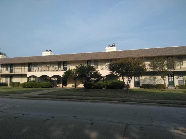 Welcome home to Hillsdale Garden Apartments! 3 Bedroom Apartment for Rent at 800 W Spring Valley Rd, Richardson, TX 75080 Cottonwood Heights