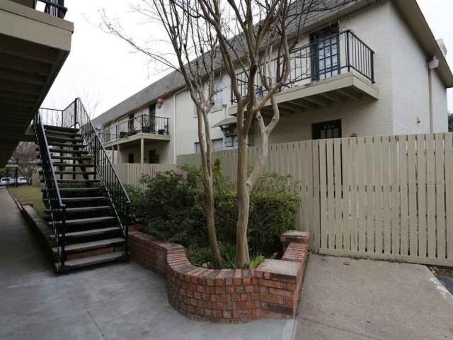 Welcome home to Hillsdale Garden Apartments! 3 Bedroom Apartment for Rent at 800 W Spring Valley Rd, Richardson, TX 75080 Cottonwood Heights