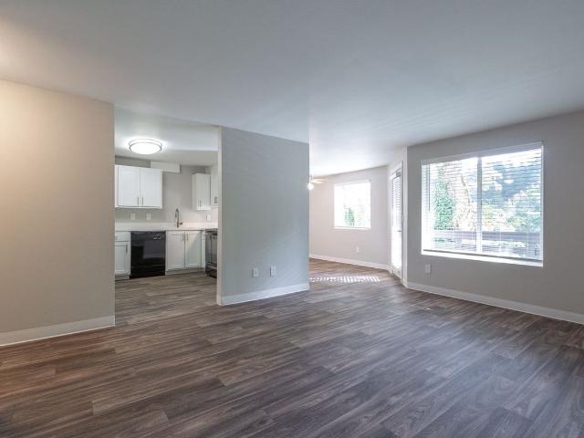 Welcome Home to Stone Creek Apartments at Oregon City! 3 Bedroom Apartment for Rent at 14155 Beavercreek Rd, Oregon City, OR 97045 Hillendale
