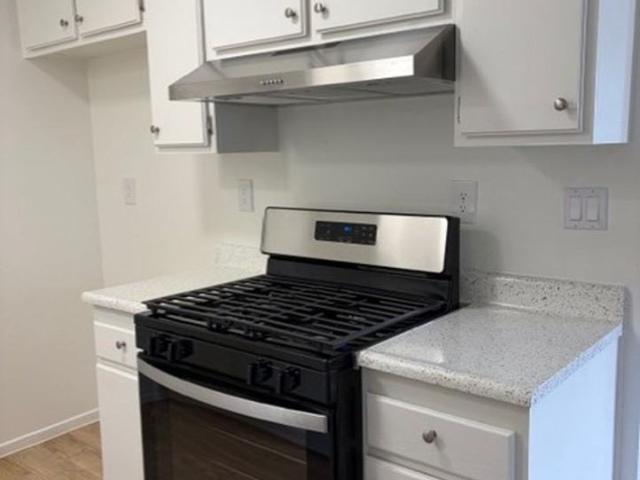 Welcome Home to Sutter's Mill Apartments 2 Bedroom Apartment for Rent at 1410 1450 1410 1450 E. Grove Ave. & 1968 2097 N. Lincoln, Orange, CA 92865