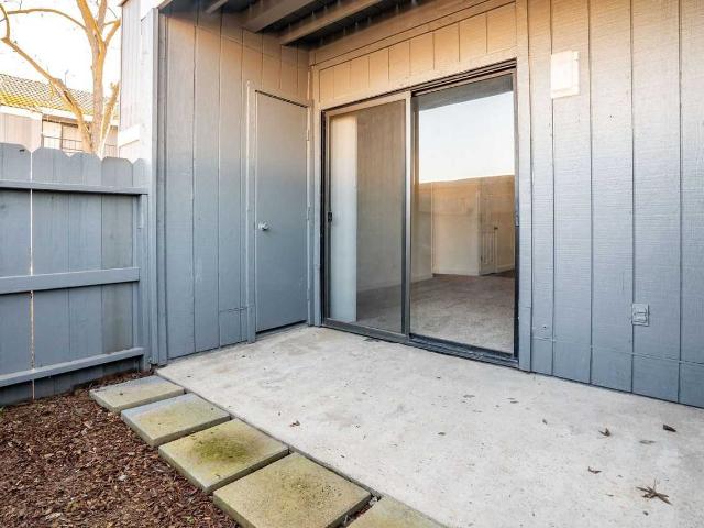 Welcome Home to Windemere! 2 Bedroom Apartment for Rent at 7087 N Thorne Ave, Fresno, CA 93650 Pinedale