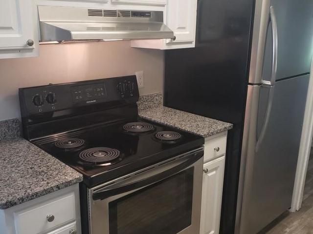 Welcome to Myrtle Beach's Waterway Crossing! 1 Bedroom Apartment for Rent at 685 Burcale Rd, Myrtle Beach, SC 29579