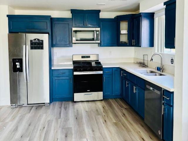 welcome to ostel | modern los angeles room shares