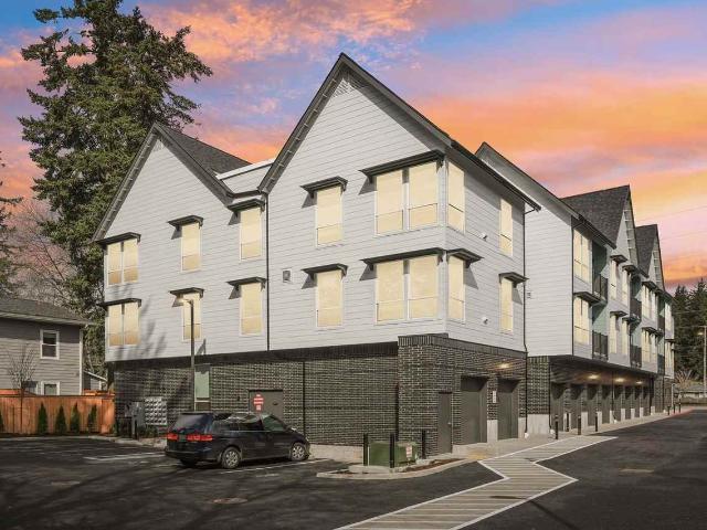 Welcome to Burnside Bluffs – Your New Urban Retreat! 2 Bedroom Apartment for Rent at 17528 E Burnside St, Gresham, OR 97233 Rockwood