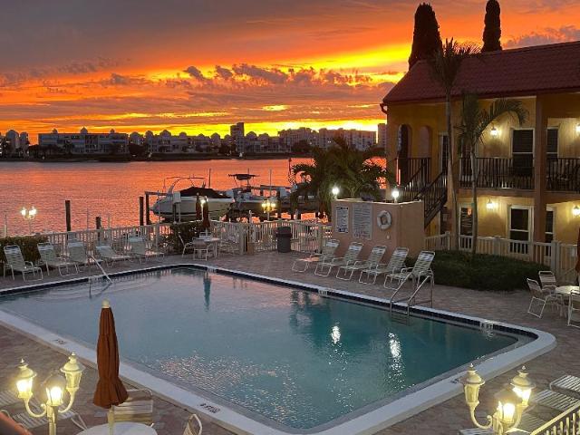 Welcome to Boca Shores! Your Perfect Florida Geta