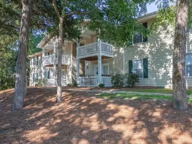 Welcome to Briarwood Apartments 2 Beds 2 Baths Briarwood A.