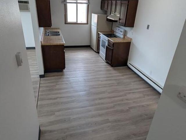 Welcome to Dilworth Estates! 2 Bedroom Apartment for Rent at 102 5th St Nw, Dilworth, MN 56529
